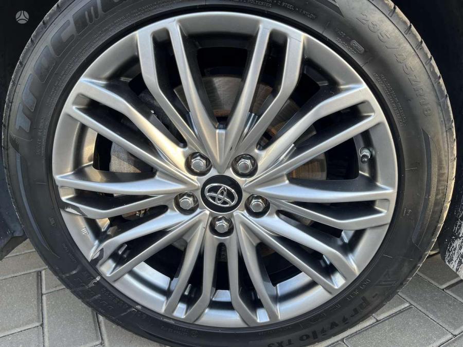 Melns Toyota Camry 2019 Viļņa, ar dzinēja tilpumu 2.49 L un nobraukumu 179 tūkst. km par 16300 €, foto 8 vietnē AUTOMOTO.COM.LV
