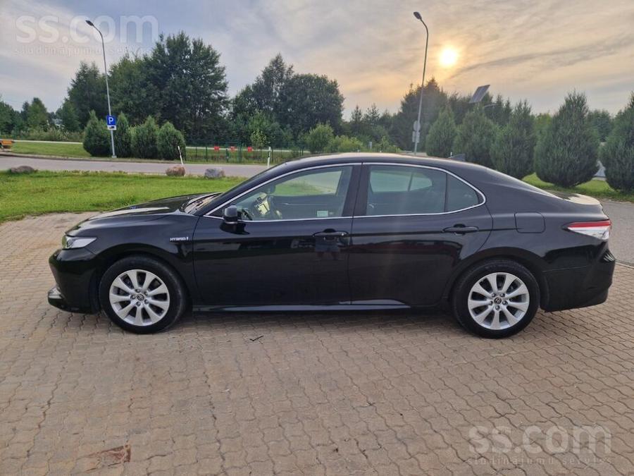 Melns Toyota Camry 2019 Ogre, ar dzinēja tilpumu 2.50 L un nobraukumu 116 tūkst. km par 19900 €, foto 3 vietnē AUTOMOTO.COM.LV