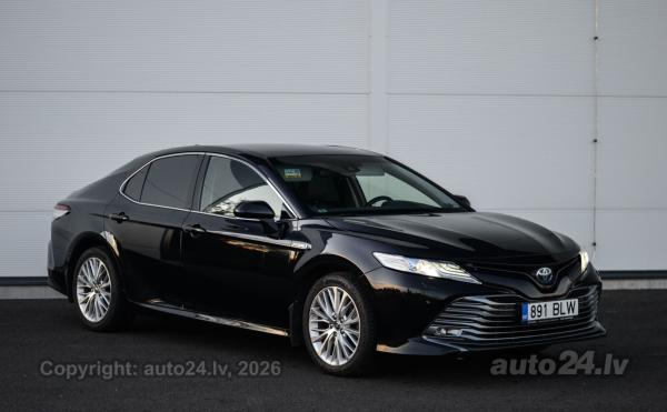 Black Toyota Camry 2019 in Tallinn, with an engine capacity of 2.50 L and mileage of 163 thousand km for 20990 €, photo 7 on AUTOMOTO.COM.LV