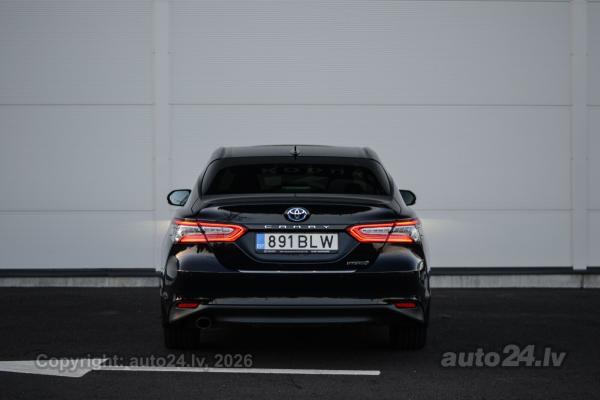 Black Toyota Camry 2019 in Tallinn, with an engine capacity of 2.50 L and mileage of 163 thousand km for 20990 €, photo 9 on AUTOMOTO.COM.LV