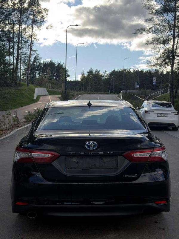 Melns Toyota Camry 2019 Viļņa, ar dzinēja tilpumu 2.49 L un nobraukumu 178 tūkst. km par 12800 €, foto 7 vietnē AUTOMOTO.COM.LV