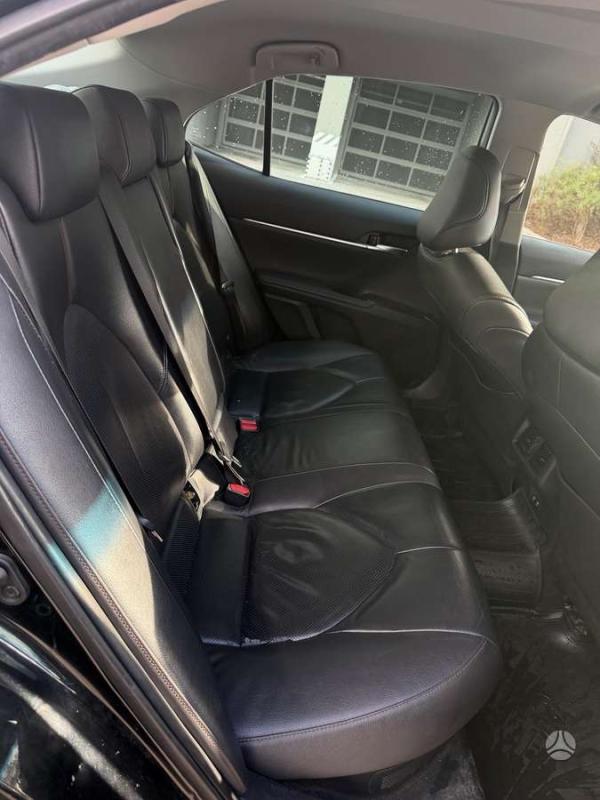 Melns Toyota Camry 2019 Viļņa, ar dzinēja tilpumu 2.49 L un nobraukumu 178 tūkst. km par 12800 €, foto 11 vietnē AUTOMOTO.COM.LV