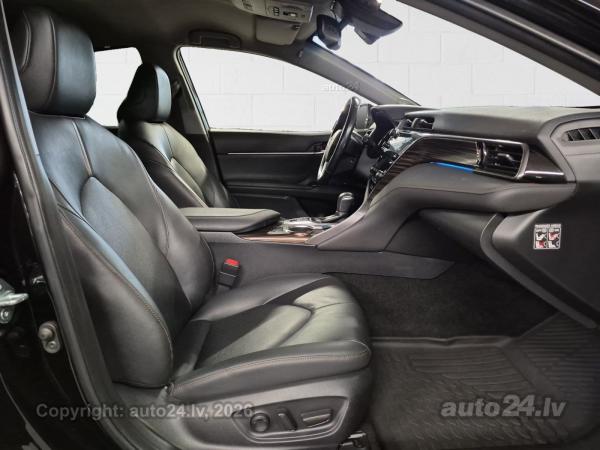 Тойота Камри 2019 в Таллин на AUTOMOTO.COM.LV Черный Тойота Камри 2019 в Таллин, объемом двигателя 2.50 л и пробегом 166 тыс. км за 20990 €, фото 7 на AUTOMOTO.COM.LV
