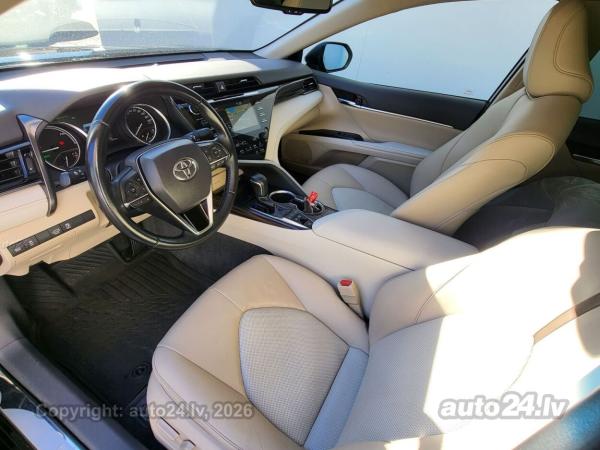 Melns Toyota Camry 2020 Tallina, ar dzinēja tilpumu 2.49 L un nobraukumu 147 tūkst. km par 26495 €, foto 11 vietnē AUTOMOTO.COM.LV