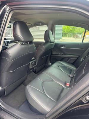 Black Toyota Camry 2020 in Kaunas, with an engine capacity of 2.50 L and mileage of 186 thousand km for 12500 €, photo 9 on AUTOMOTO.COM.LV