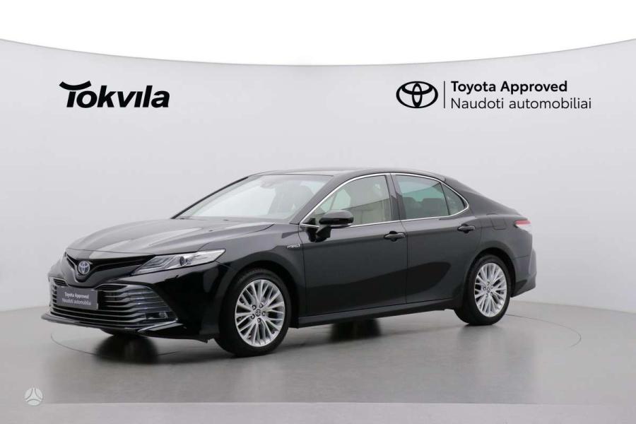 Melns Toyota Camry 2020 Viļņa, ar dzinēja tilpumu 2.49 L un nobraukumu 85 tūkst. km par 25900 €, foto 1 vietnē AUTOMOTO.COM.LV