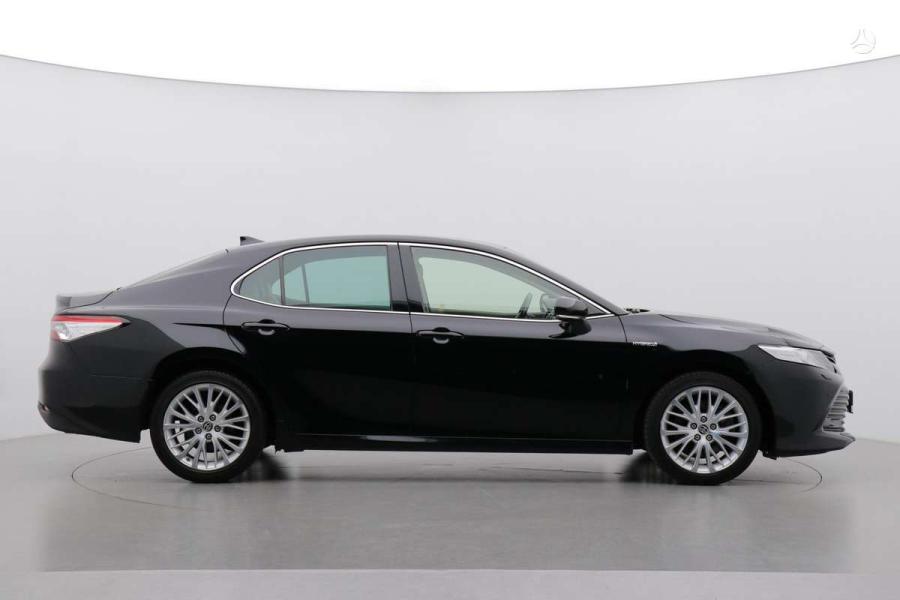Melns Toyota Camry 2020 Viļņa, ar dzinēja tilpumu 2.49 L un nobraukumu 85 tūkst. km par 25900 €, foto 18 vietnē AUTOMOTO.COM.LV