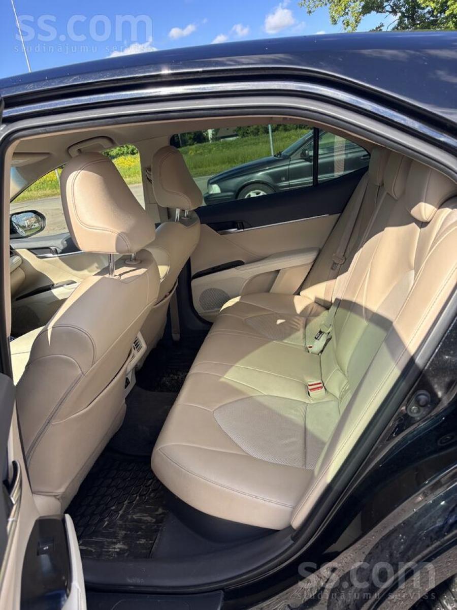 Melns Toyota Camry 2020 Rīga, ar dzinēja tilpumu 2.50 L un nobraukumu 153 tūkst. km par 21000 €, foto 7 vietnē AUTOMOTO.COM.LV