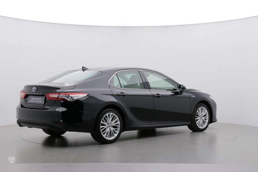 Melns Toyota Camry 2020 Viļņa, ar dzinēja tilpumu 2.49 L un nobraukumu 85 tūkst. km par 25900 €, foto 4 vietnē AUTOMOTO.COM.LV