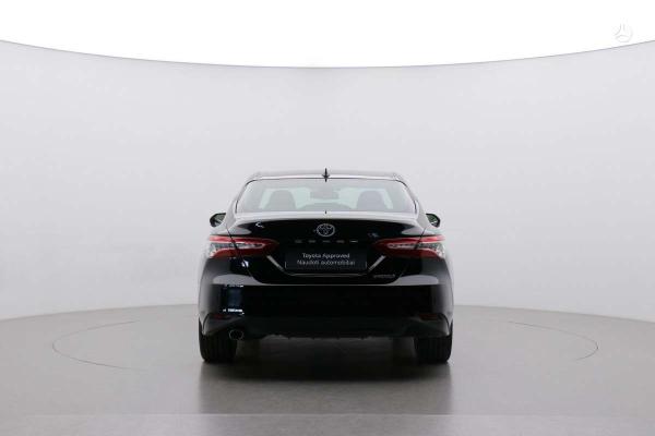 Тойота Камри 2020 в Вильнюс на AUTOMOTO.COM.LV Черный Тойота Камри 2020 в Вильнюс, объемом двигателя 2.49 л и пробегом 85 тыс. км за 25900 €, фото 6 на AUTOMOTO.COM.LV