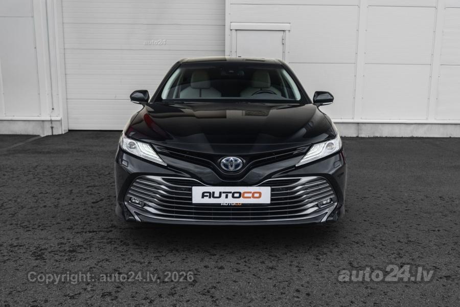 Melns Toyota Camry 2020 Tallina, ar dzinēja tilpumu 2.50 L un nobraukumu 182 tūkst. km par 19999 €, foto 3 vietnē AUTOMOTO.COM.LV