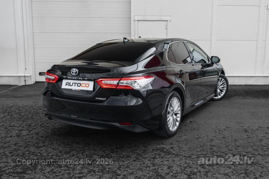 Melns Toyota Camry 2020 Tallina, ar dzinēja tilpumu 2.50 L un nobraukumu 182 tūkst. km par 19999 €, foto 9 vietnē AUTOMOTO.COM.LV