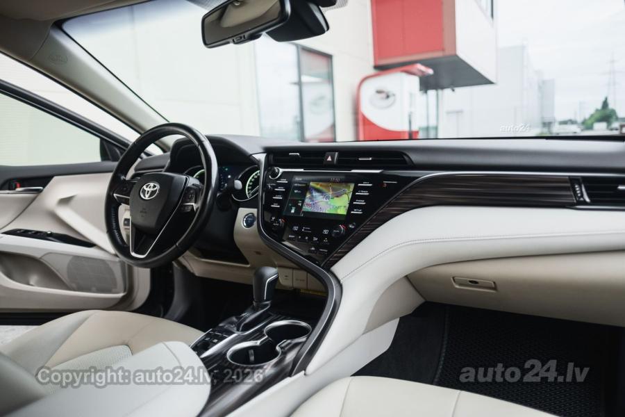 Melns Toyota Camry 2020 Tallina, ar dzinēja tilpumu 2.50 L un nobraukumu 182 tūkst. km par 19999 €, foto 10 vietnē AUTOMOTO.COM.LV