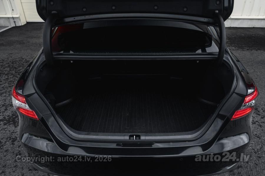 Melns Toyota Camry 2020 Tallina, ar dzinēja tilpumu 2.50 L un nobraukumu 182 tūkst. km par 19999 €, foto 14 vietnē AUTOMOTO.COM.LV