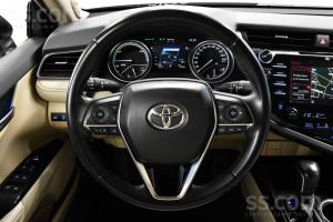 Melns Toyota Camry 2020 Rīga, ar dzinēja tilpumu 2.50 L un nobraukumu 72 tūkst. km par 23390 €, foto 22 vietnē AUTOMOTO.COM.LV