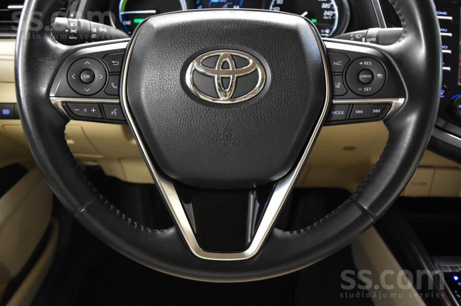 Melns Toyota Camry 2020 Rīga, ar dzinēja tilpumu 2.50 L un nobraukumu 72 tūkst. km par 23390 €, foto 23 vietnē AUTOMOTO.COM.LV