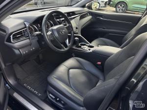 Black Toyota Camry 2020 in Kaunas, with an engine capacity of 2.50 L and mileage of 116 thousand km for 24472 €, photo 10 on AUTOMOTO.COM.LV