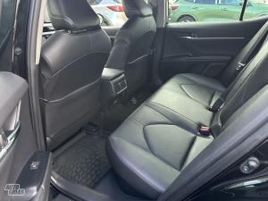Black Toyota Camry 2020 in Kaunas, with an engine capacity of 2.50 L and mileage of 116 thousand km for 24472 €, photo 13 on AUTOMOTO.COM.LV