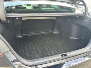 Black Toyota Camry 2020 in Kaunas, with an engine capacity of 2.50 L and mileage of 116 thousand km for 24472 €, photo 14 on AUTOMOTO.COM.LV