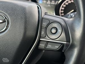 Black Toyota Camry 2020 in Kaunas, with an engine capacity of 2.50 L and mileage of 116 thousand km for 24472 €, photo 20 on AUTOMOTO.COM.LV
