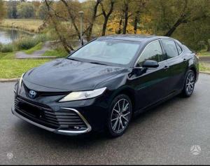 Melns Toyota Camry 2021 Viļņa, ar dzinēja tilpumu 2.49 L un nobraukumu 230 tūkst. km par 16000 €, foto  vietnē AUTOMOTO.COM.LV