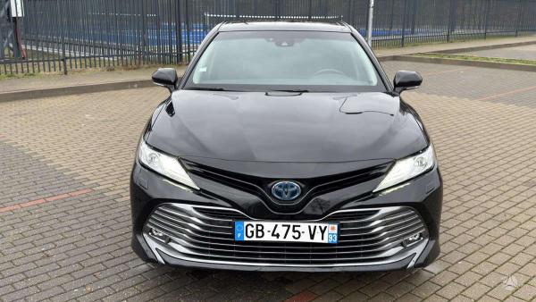 Melns Toyota Camry 2021 Jonava, ar dzinēja tilpumu 0.00 L un nobraukumu 240 tūkst. km par 12999 €, foto 2 vietnē AUTOMOTO.COM.LV