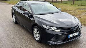 Black Toyota Camry 2021 in Jonava, with an engine capacity of 0.00 L and mileage of 280 thousand km for 11999 €, photo 3 on AUTOMOTO.COM.LV