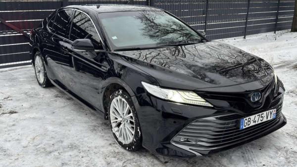 Black Toyota Camry 2021 in Jonava, with an engine capacity of 2.50 L and mileage of 240 thousand km for 11900 €, photo 9 on AUTOMOTO.COM.LV