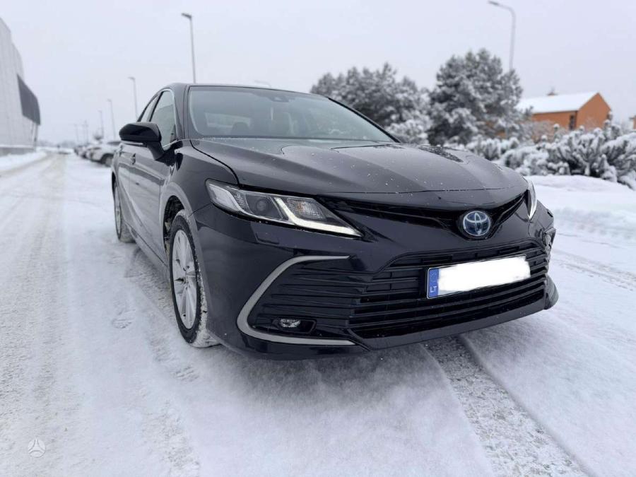 Black Toyota Camry 2021 in Vilnius, with an engine capacity of 2.50 L and mileage of 79 thousand km for 14900 €, photo 13 on AUTOMOTO.COM.LV