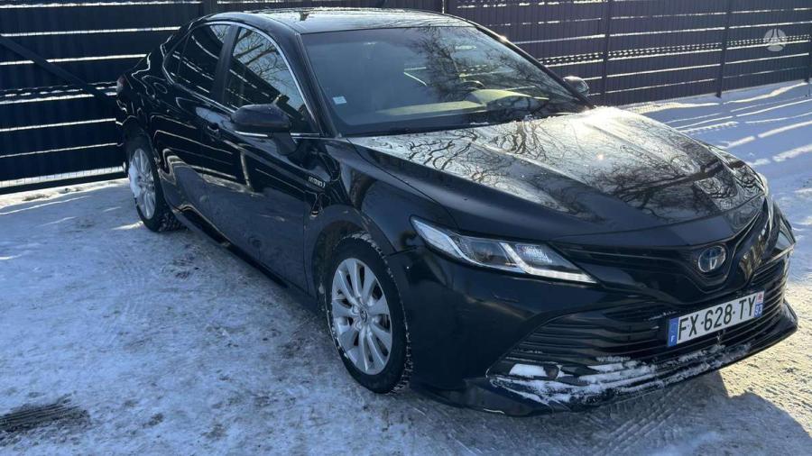 Melns Toyota Camry 2021 Jonava, ar dzinēja tilpumu 2.49 L un nobraukumu 280 tūkst. km par 10800 €, foto 1 vietnē AUTOMOTO.COM.LV