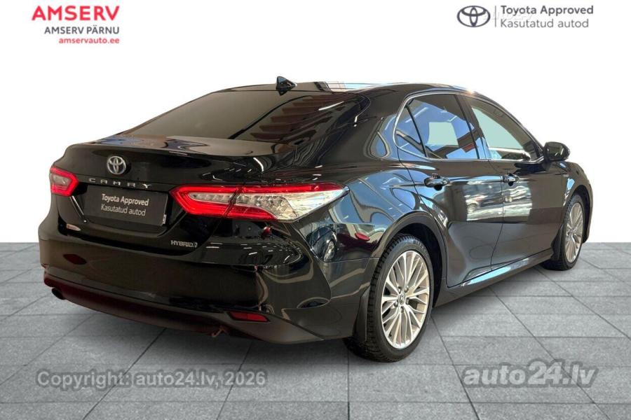 Melns Toyota Camry 2021 Pērnava, ar dzinēja tilpumu 2.50 L un nobraukumu 94 tūkst. km par 23990 €, foto 2 vietnē AUTOMOTO.COM.LV