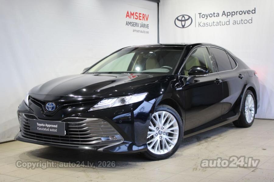 Black Toyota Camry 2021 in Tallinn, with an engine capacity of 2.50 L and mileage of 56 thousand km for 24490 €, photo 1 on AUTOMOTO.COM.LV