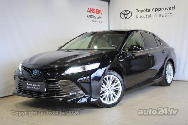 Black Toyota Camry 2021 in Tallinn, with an engine capacity of 2.50 L and mileage of 68 thousand km for 24490 €, photo 1 on AUTOMOTO.COM.LV