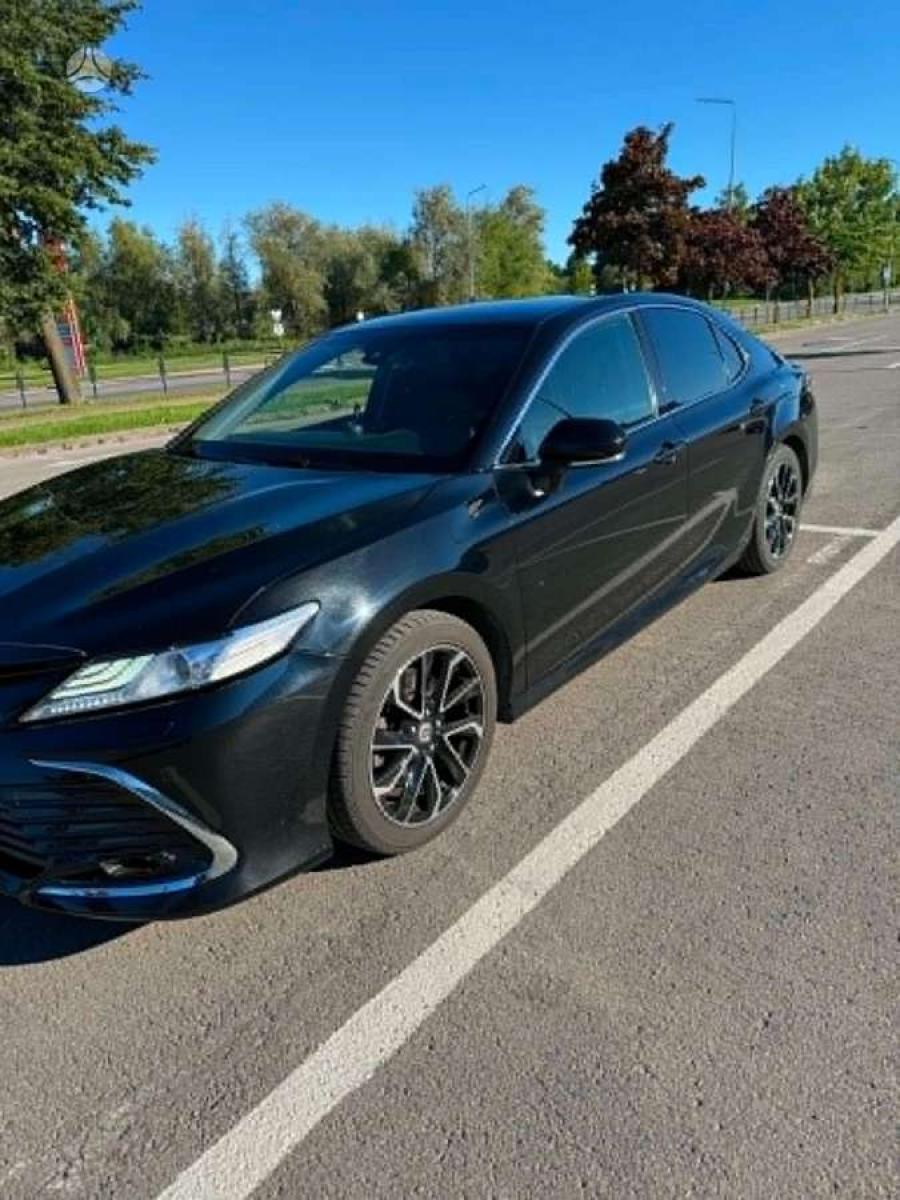 Melns Toyota Camry 2021 Šauļi, ar dzinēja tilpumu 2.49 L un nobraukumu 248 tūkst. km par 17900 €, foto 1 vietnē AUTOMOTO.COM.LV