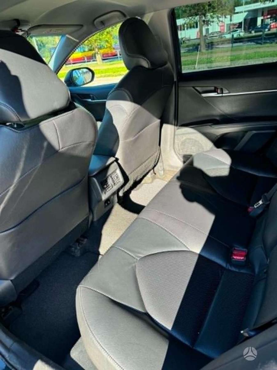 Melns Toyota Camry 2021 Šauļi, ar dzinēja tilpumu 2.49 L un nobraukumu 248 tūkst. km par 17900 €, foto 9 vietnē AUTOMOTO.COM.LV