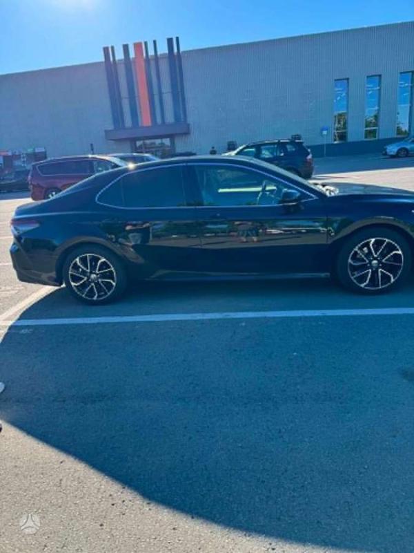 Melns Toyota Camry 2021 Šauļi, ar dzinēja tilpumu 2.49 L un nobraukumu 248 tūkst. km par 17900 €, foto 10 vietnē AUTOMOTO.COM.LV