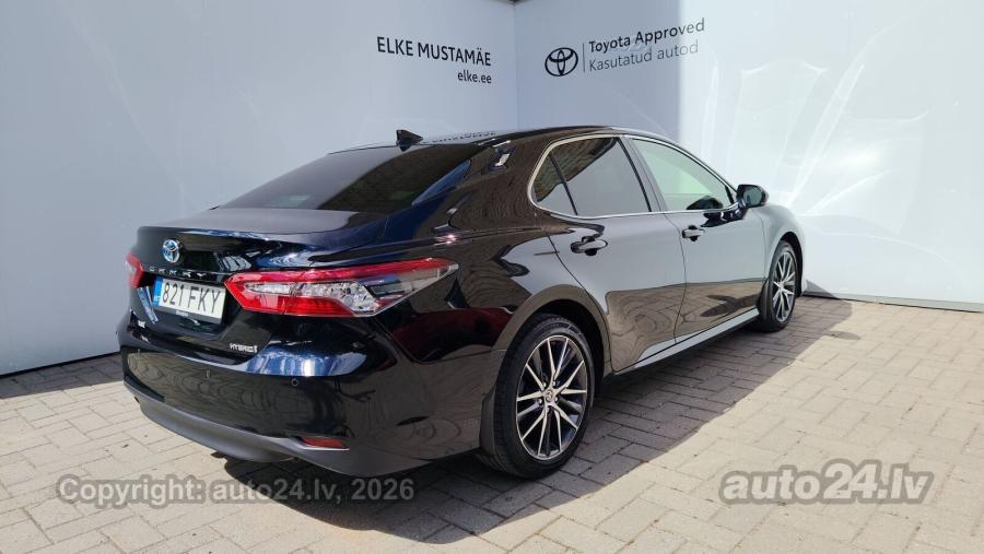 Melns Toyota Camry 2021 Tallina, ar dzinēja tilpumu 2.49 L un nobraukumu 60 tūkst. km par 28895 €, foto 3 vietnē AUTOMOTO.COM.LV