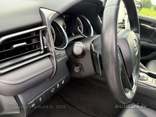 Black Toyota Camry 2021 in Tallinn, with an engine capacity of 2.50 L and mileage of 24 thousand km for 27990 €, photo 10 on AUTOMOTO.COM.LV