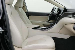Melns Toyota Camry 2021 Viļņa, ar dzinēja tilpumu 2.49 L un nobraukumu 89 tūkst. km par 25900 €, foto 10 vietnē AUTOMOTO.COM.LV