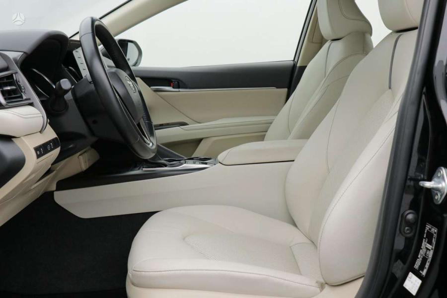 Melns Toyota Camry 2021 Viļņa, ar dzinēja tilpumu 2.49 L un nobraukumu 89 tūkst. km par 25900 €, foto 13 vietnē AUTOMOTO.COM.LV