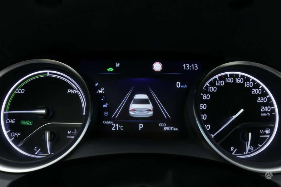Melns Toyota Camry 2021 Viļņa, ar dzinēja tilpumu 2.49 L un nobraukumu 89 tūkst. km par 25900 €, foto 15 vietnē AUTOMOTO.COM.LV