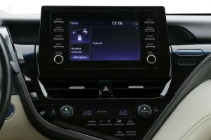 Melns Toyota Camry 2021 Viļņa, ar dzinēja tilpumu 2.49 L un nobraukumu 89 tūkst. km par 25900 €, foto 16 vietnē AUTOMOTO.COM.LV