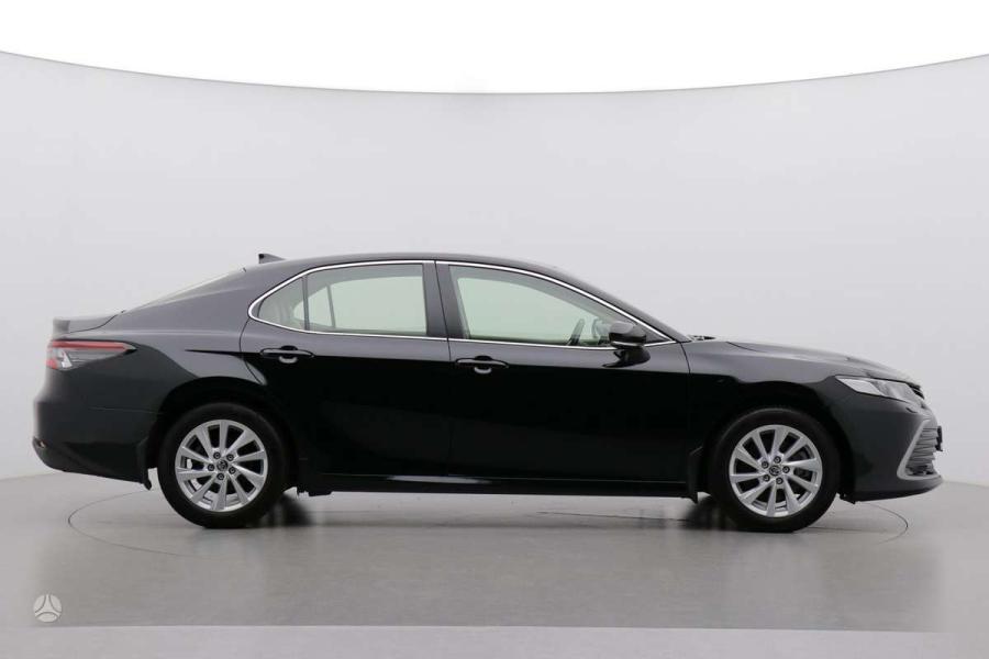 Melns Toyota Camry 2021 Viļņa, ar dzinēja tilpumu 2.49 L un nobraukumu 89 tūkst. km par 25900 €, foto 18 vietnē AUTOMOTO.COM.LV