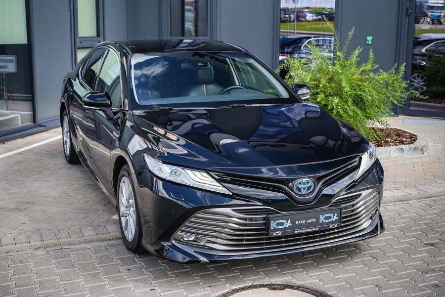 Melns Toyota Camry 2021 Marijampole, ar dzinēja tilpumu 2.49 L un nobraukumu 203 tūkst. km par 18250 €, foto 3 vietnē AUTOMOTO.COM.LV