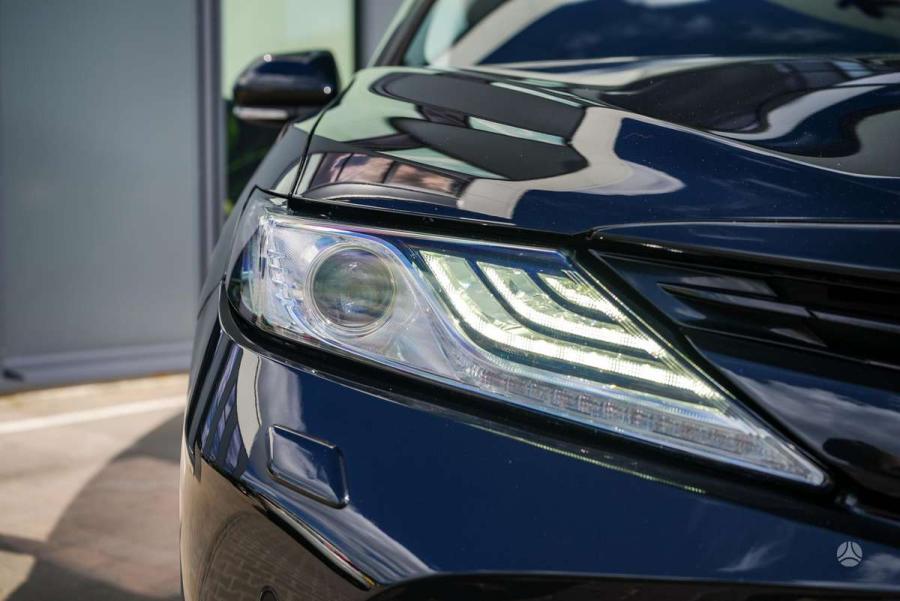 Melns Toyota Camry 2021 Marijampole, ar dzinēja tilpumu 2.49 L un nobraukumu 203 tūkst. km par 18250 €, foto 8 vietnē AUTOMOTO.COM.LV