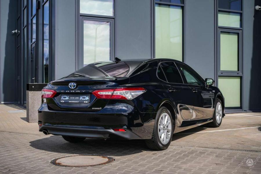Melns Toyota Camry 2021 Marijampole, ar dzinēja tilpumu 2.49 L un nobraukumu 203 tūkst. km par 18250 €, foto 14 vietnē AUTOMOTO.COM.LV