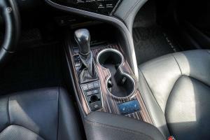 Melns Toyota Camry 2021 Marijampole, ar dzinēja tilpumu 2.49 L un nobraukumu 203 tūkst. km par 18250 €, foto 22 vietnē AUTOMOTO.COM.LV