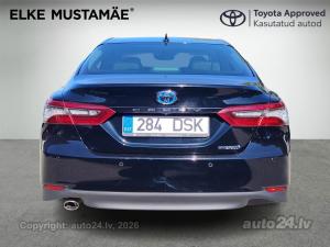 Black Toyota Camry 2021 in Tallinn, with an engine capacity of 2.49 L and mileage of 77 thousand km for 27995 €, photo 5 on AUTOMOTO.COM.LV