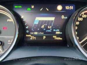 Black Toyota Camry 2021 in Tallinn, with an engine capacity of 2.49 L and mileage of 77 thousand km for 27995 €, photo 14 on AUTOMOTO.COM.LV