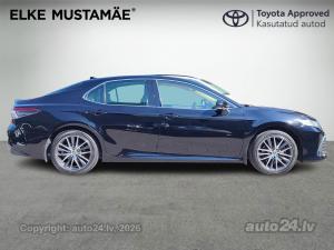 Black Toyota Camry 2021 in Tallinn, with an engine capacity of 2.49 L and mileage of 77 thousand km for 27995 €, photo 17 on AUTOMOTO.COM.LV